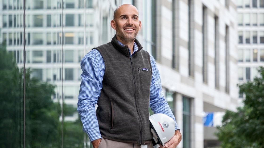 Experienced professionals | Berca Schindler Lifts