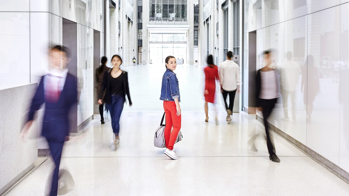 Schindler 3000 - An all-around passenger lift | Berca Schindler Lifts